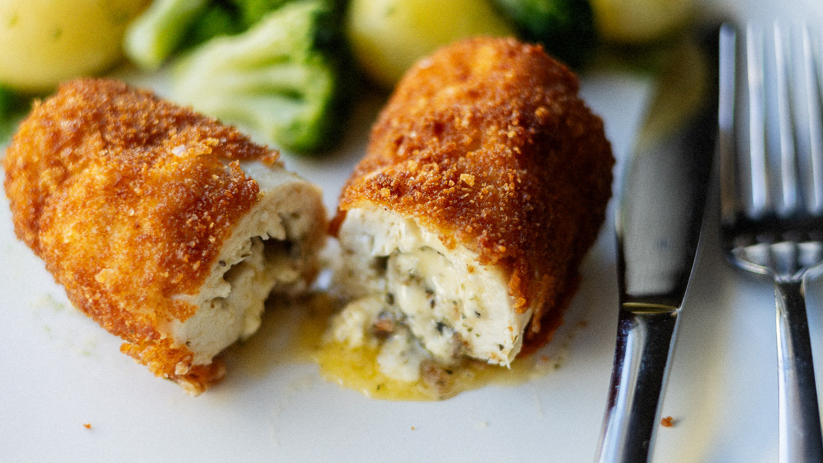 Garlic Crumbed Chicken Kiev – Grumpy Gary's